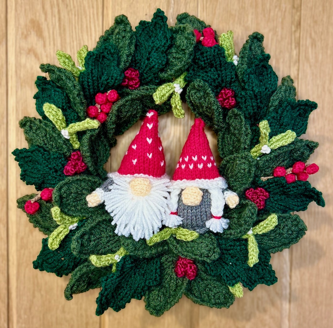 Christmas Gnome Gonk Wreath Knitting Pattern - Etsy