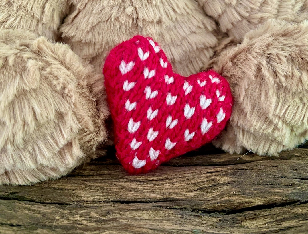 Love Heart Pocket Hug Knitting Pattern - Etsy