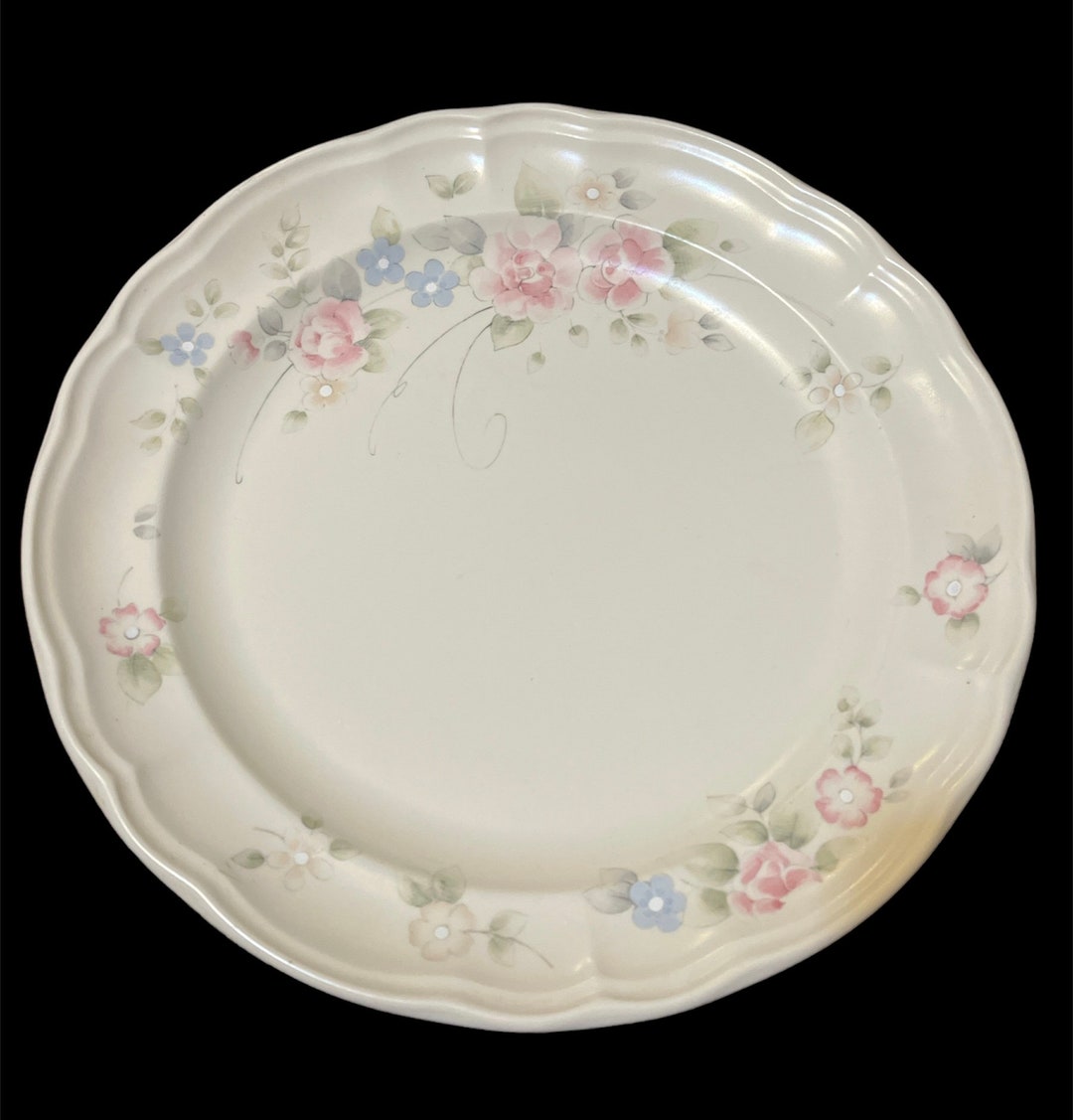 Vintage Tea Rose Pattern Dinner Plates by Pfaltzgraff - Etsy