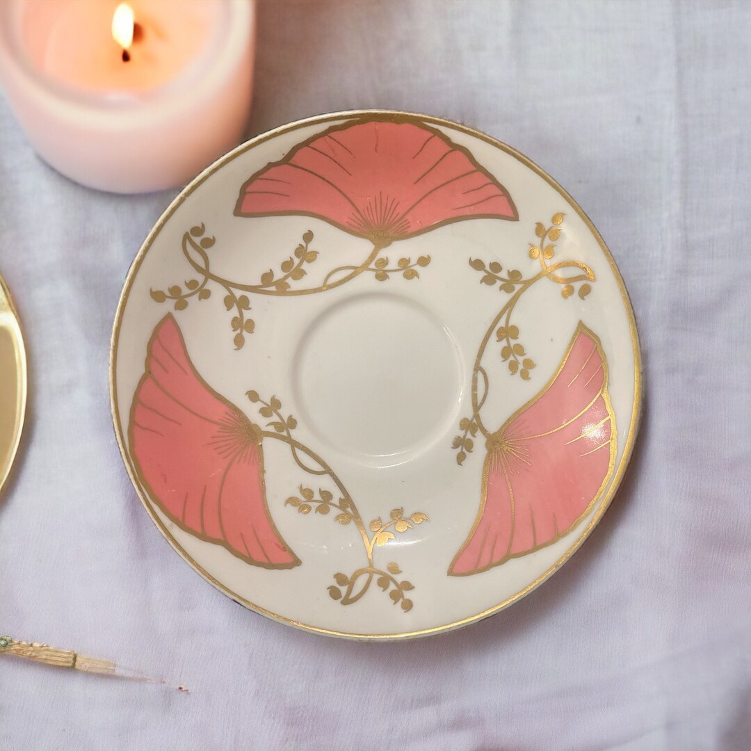 Salisbury Crown China Vintage Saucer - Etsy