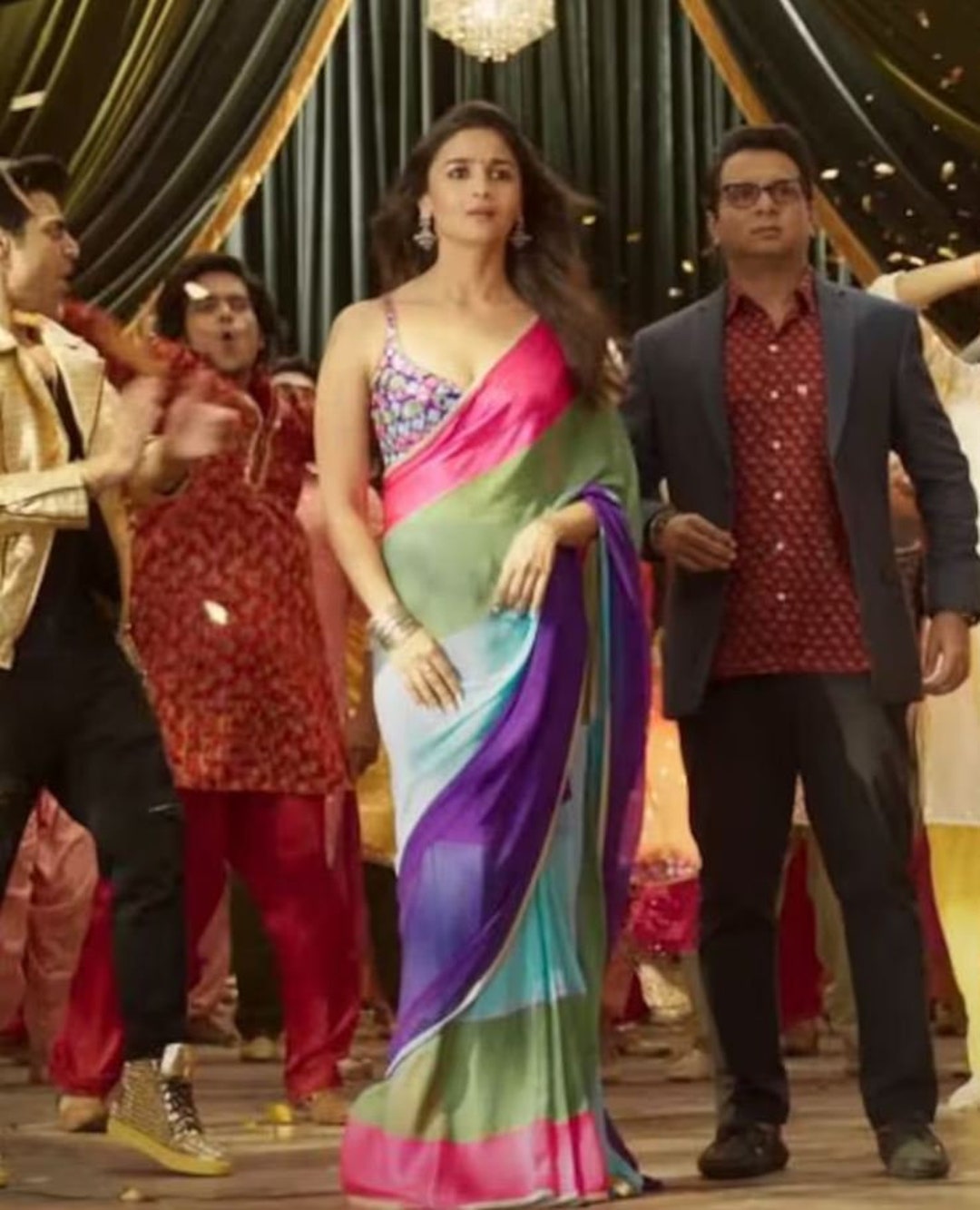 Alia Bhatt in Ombre Saree Multi Color Saree Bridesmaid Georgette ...