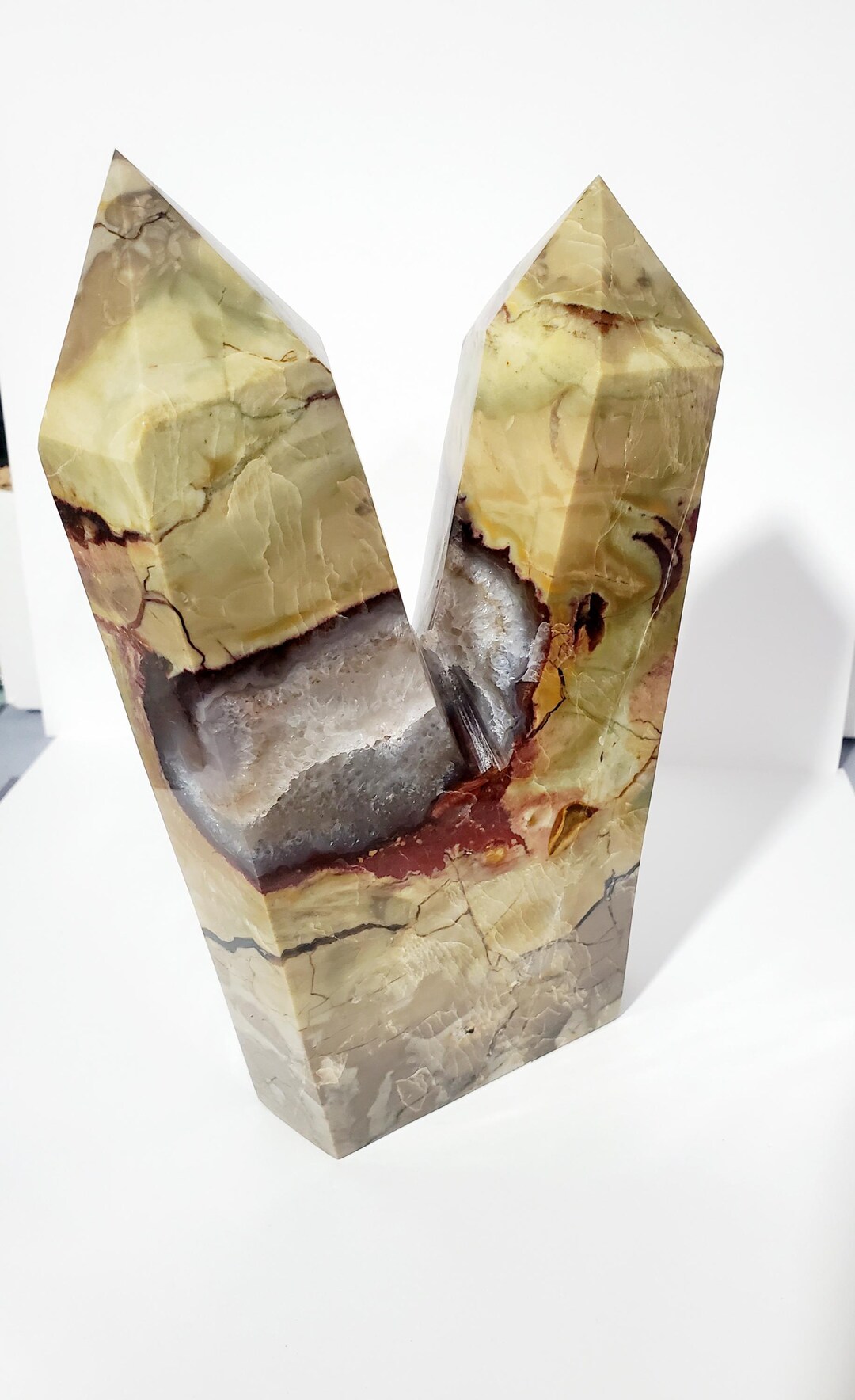 XL Double Point Volcano Agate and Quartz Tower 2kg 1116g (4lb 10.7oz ...