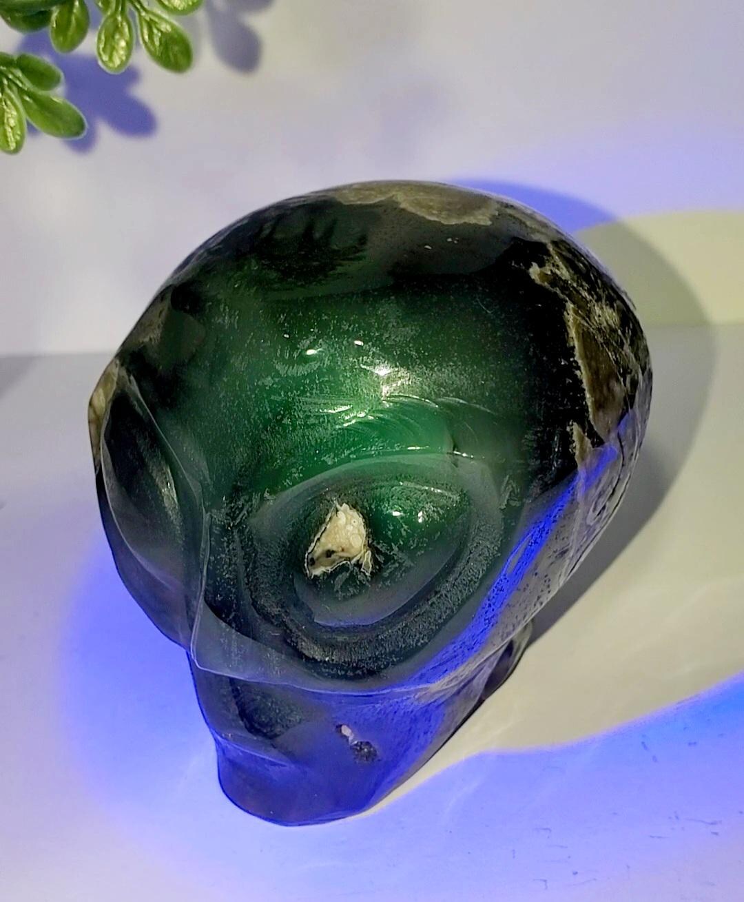 Volcano Agate Alien Skull Carving 406g , Uv Reactive Crystal Figurine ...