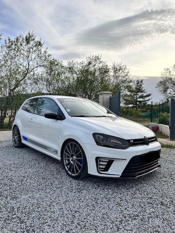 Volkswagen polo bumper store
