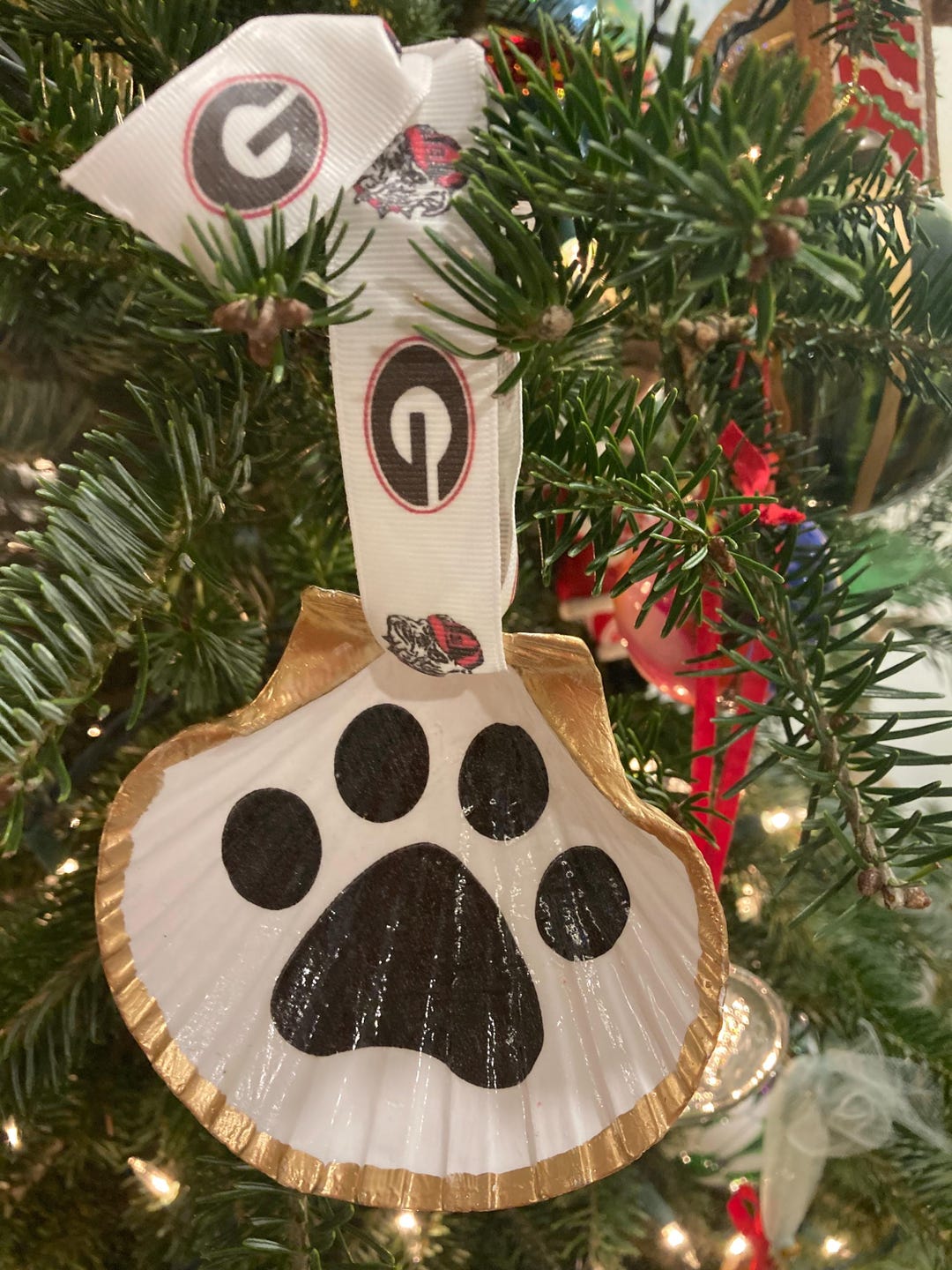 UGA Shell Ornament: University of Georgia Decoupage Christmas Decor - Etsy