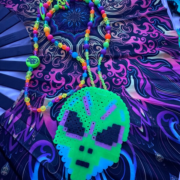 Alien Perler - Etsy Australia