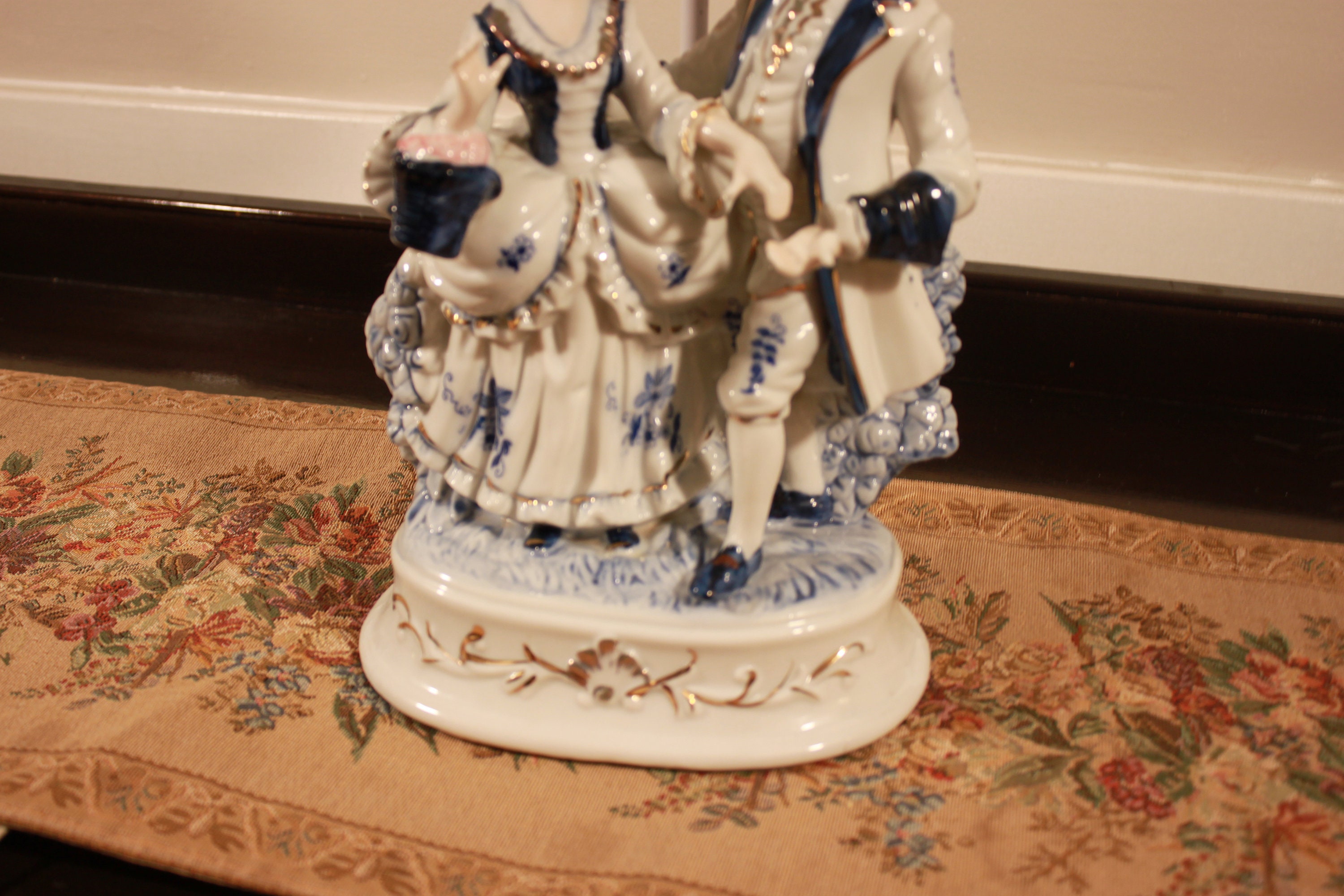 Victorian Style Blue-white Porcelain Man-woman Lamp CIRCA - Etsy