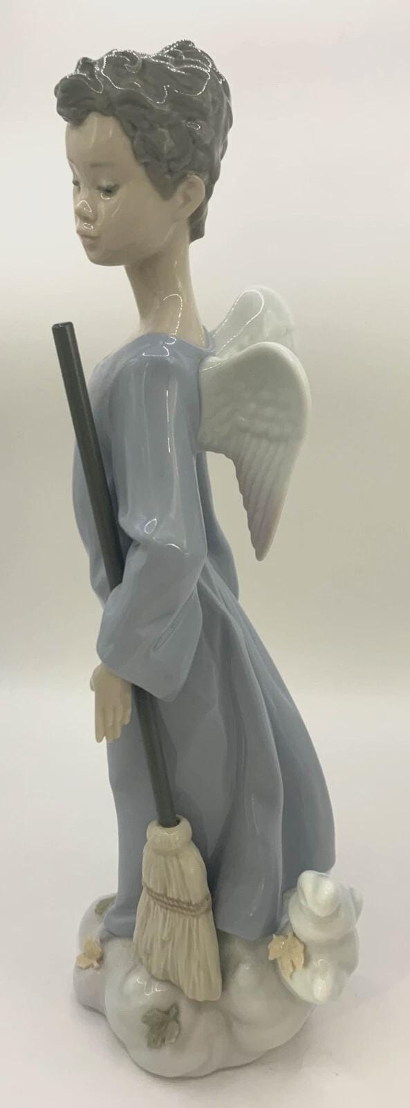 LLADRO Spain Fall Angel - Cherub With Leaves Porcelain Figurine CIRCA ...