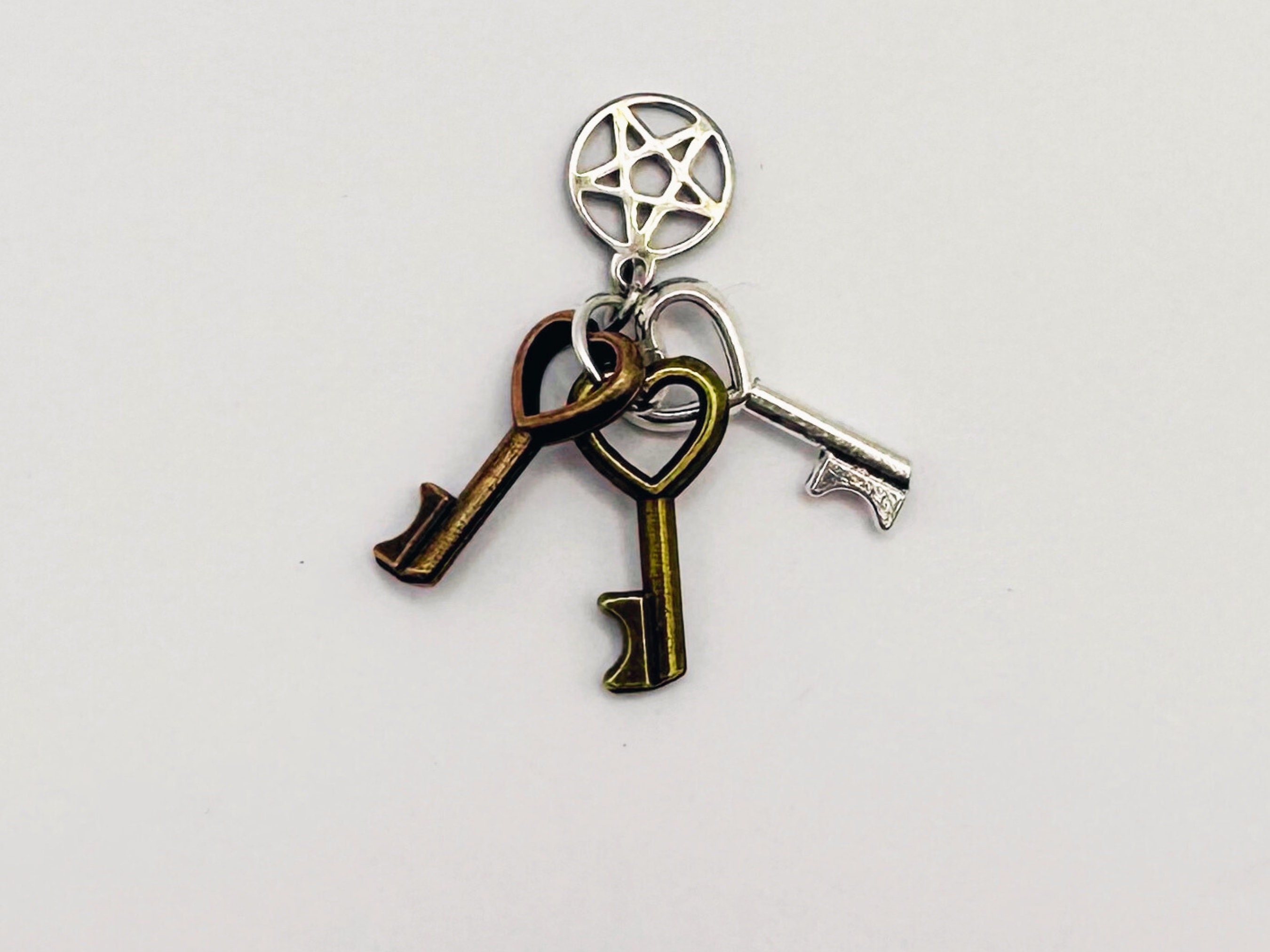 1:12 Dollhouse Keys Traditional Keys on a Pentagram Keyring - Etsy
