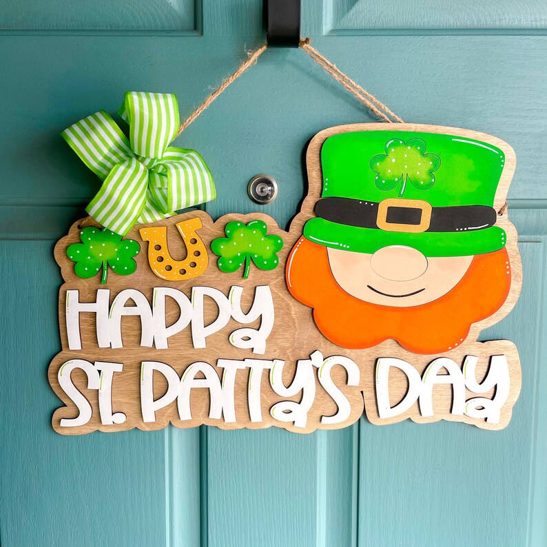 St Patricks Day Door Hanger SVG Digital File St Pattys - Etsy