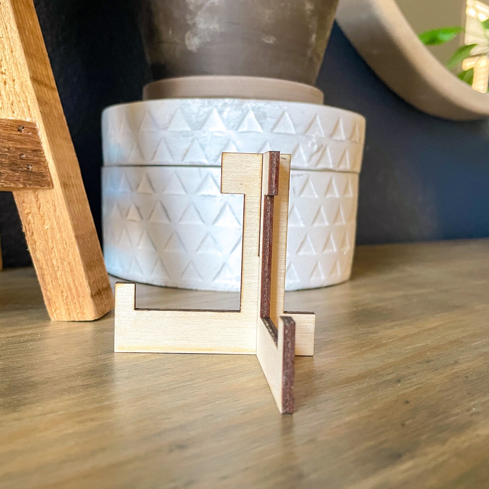 Mini Sign Easel SVG, Digital File, Picture Easel, Tiered Tray Easel SVG ...