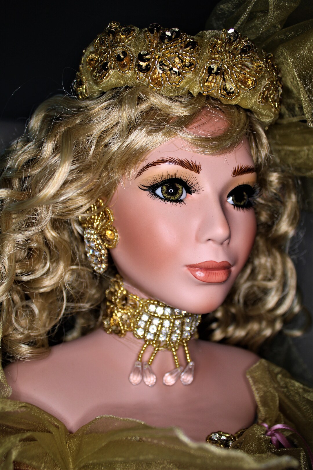 ACTIVE SPIRIT Rebecca the Conjuring Enchantress Haunted Doll Wish ...