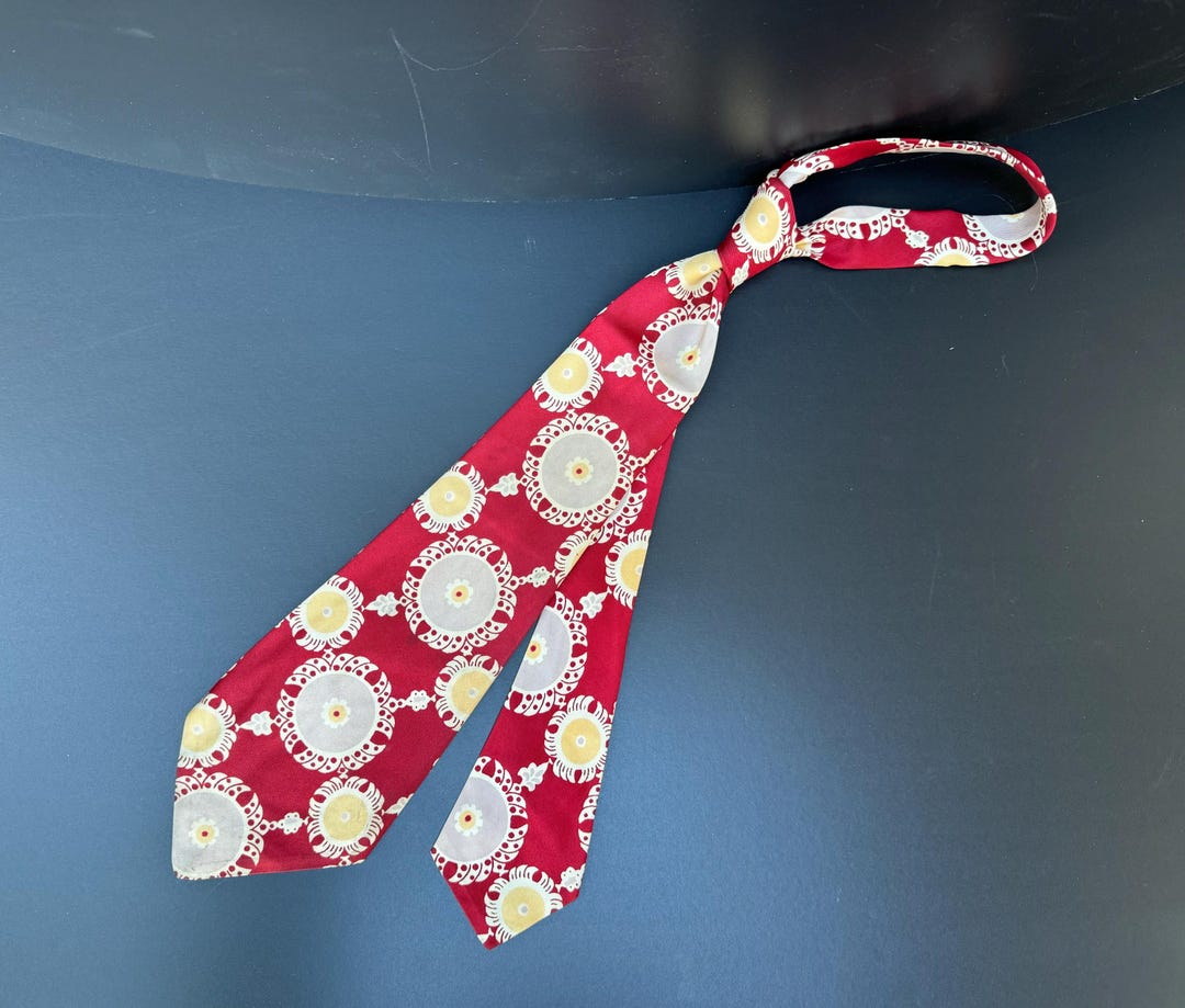 1940s Red Silk Swing Tie by Manhattan / Art Deco Mid-century Fashion ...