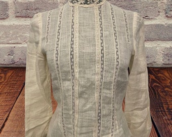 Vintage Cloak of Many Colors by Liberty & Lucrezia Lace Bib Collar ...