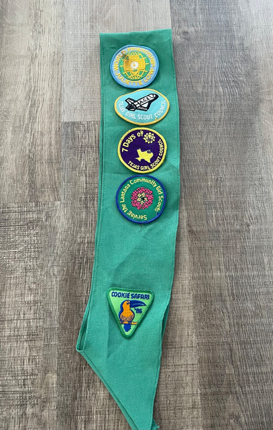 Vintage Girl Scouts Green Sash With Patches and Pins - Etsy