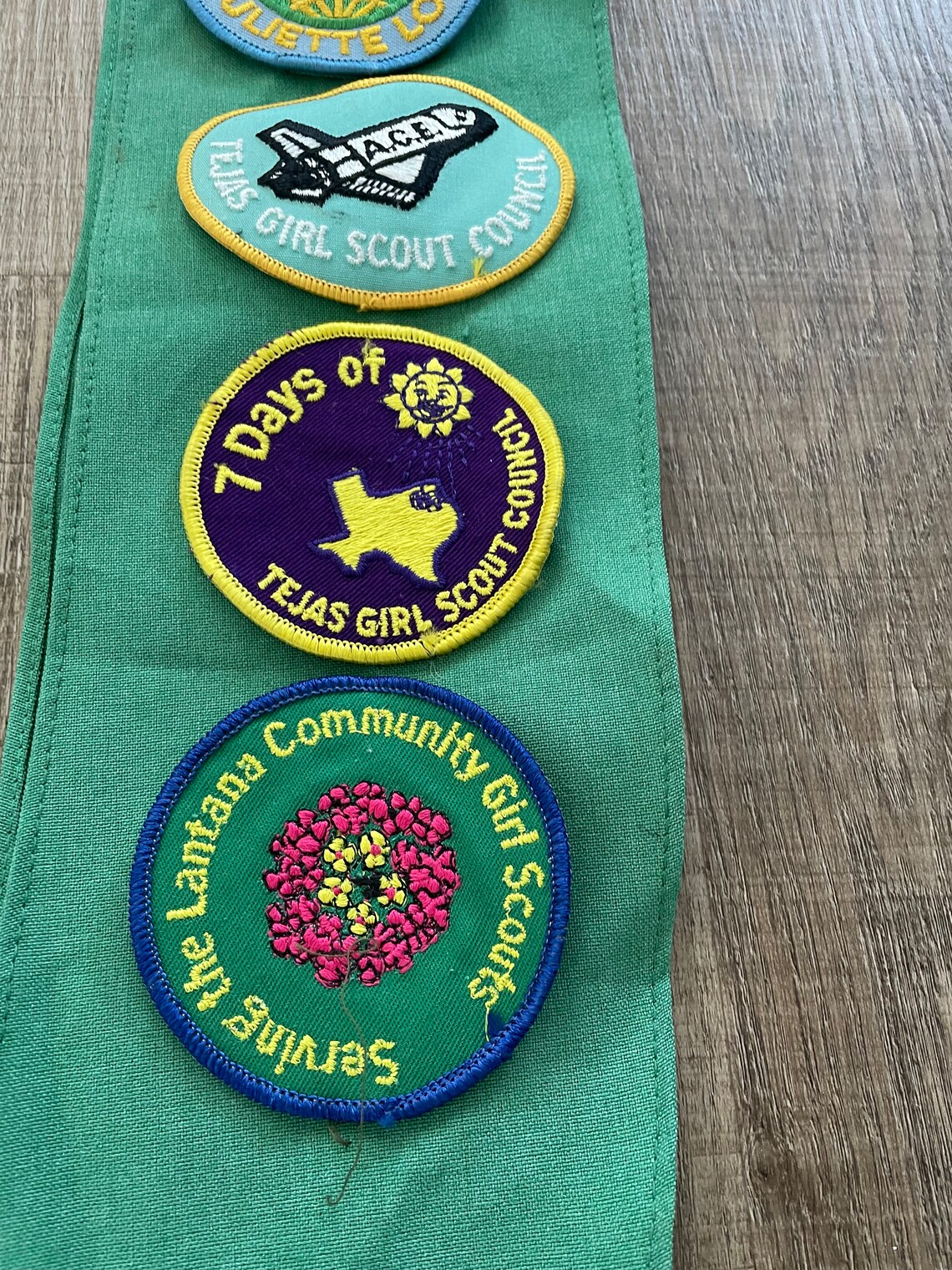 Vintage Girl Scouts Green Sash With Patches and Pins - Etsy