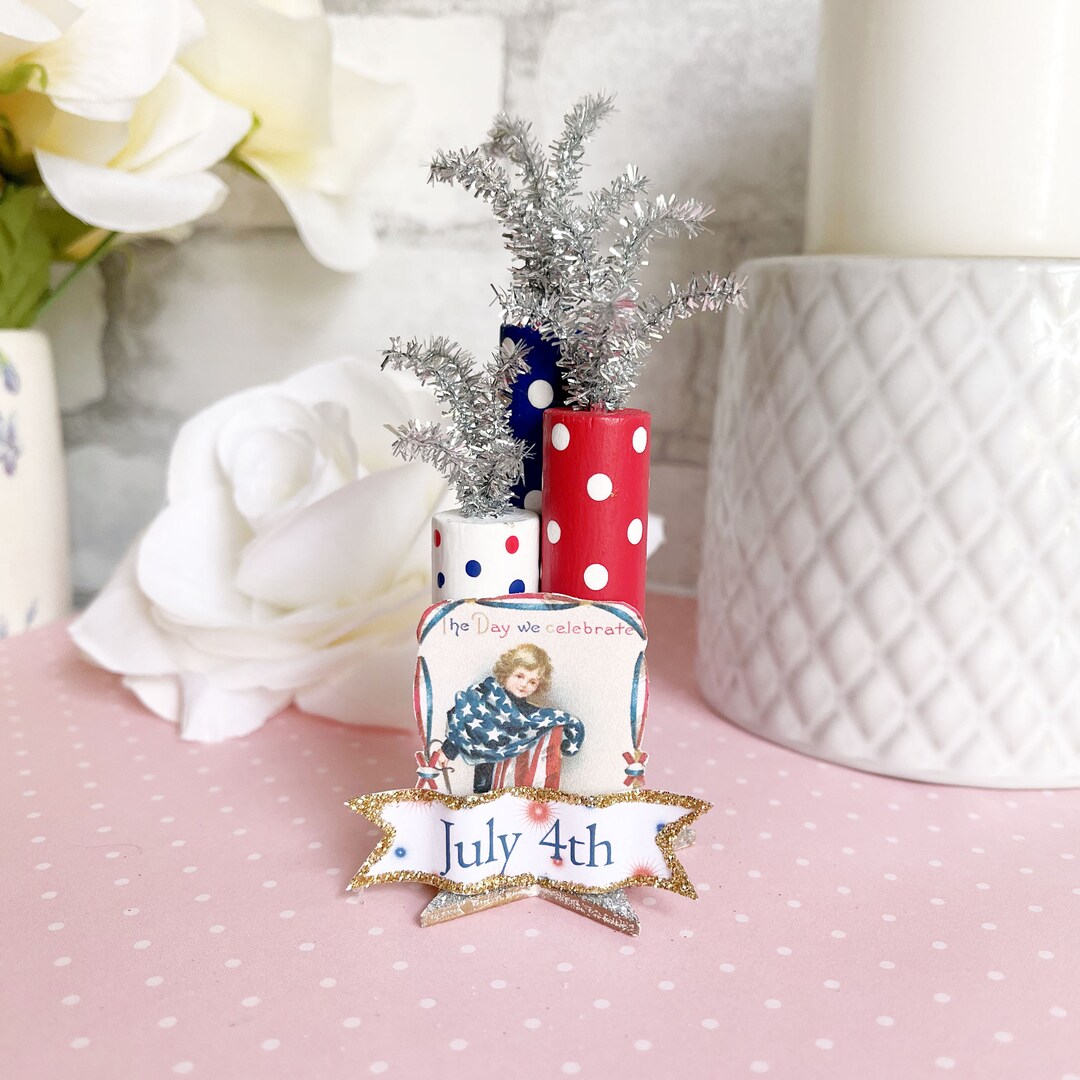 Retro Vintage Style July 4th Firecracker Kitsch MCM Red White Blue ...