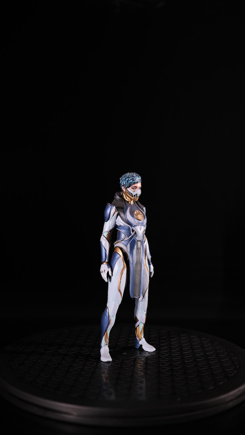 Handmade Frost Figure: Mortal Kombat 11 Collectible (22cm) - Etsy