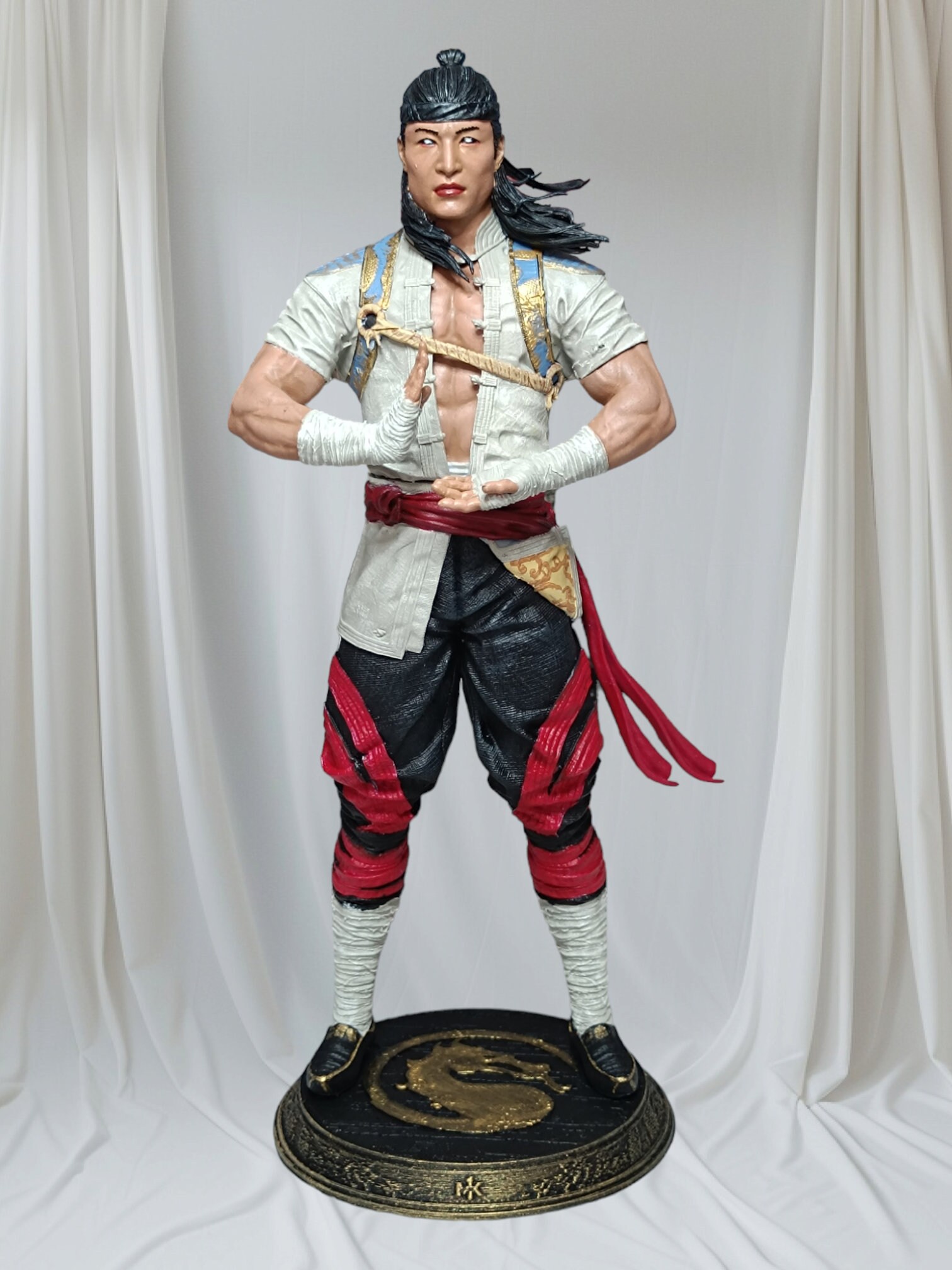 Liu Kang Collectible Figure - Mortal Kombat 11 Charactrer Statue - Hand ...