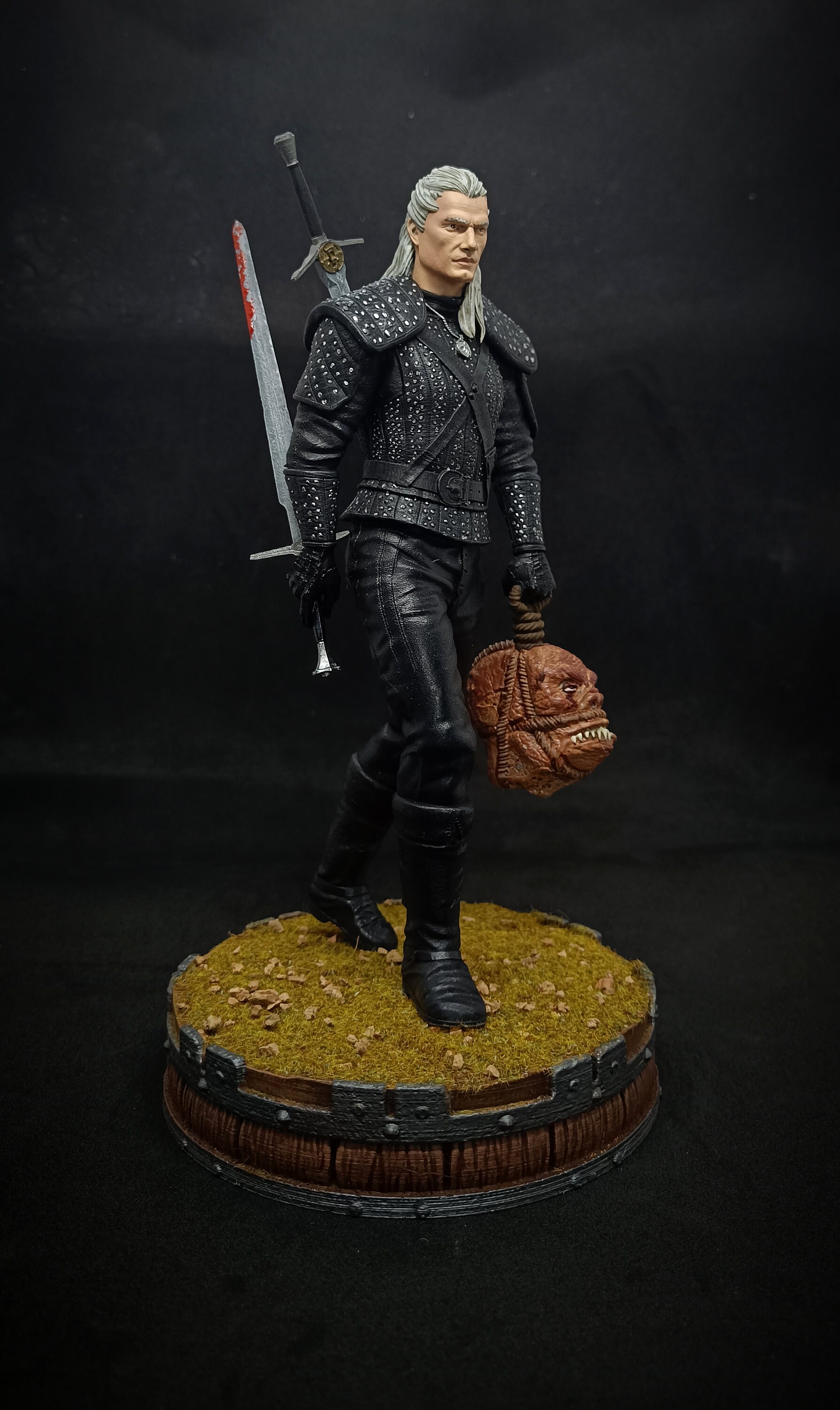 The Witcher Geralt Figure 25 Cm - Etsy The Witcher Geralt Figure 25 Cm - Etsy