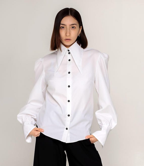 What Does Blouse Blanche Mean In English Tunic Wikipedia