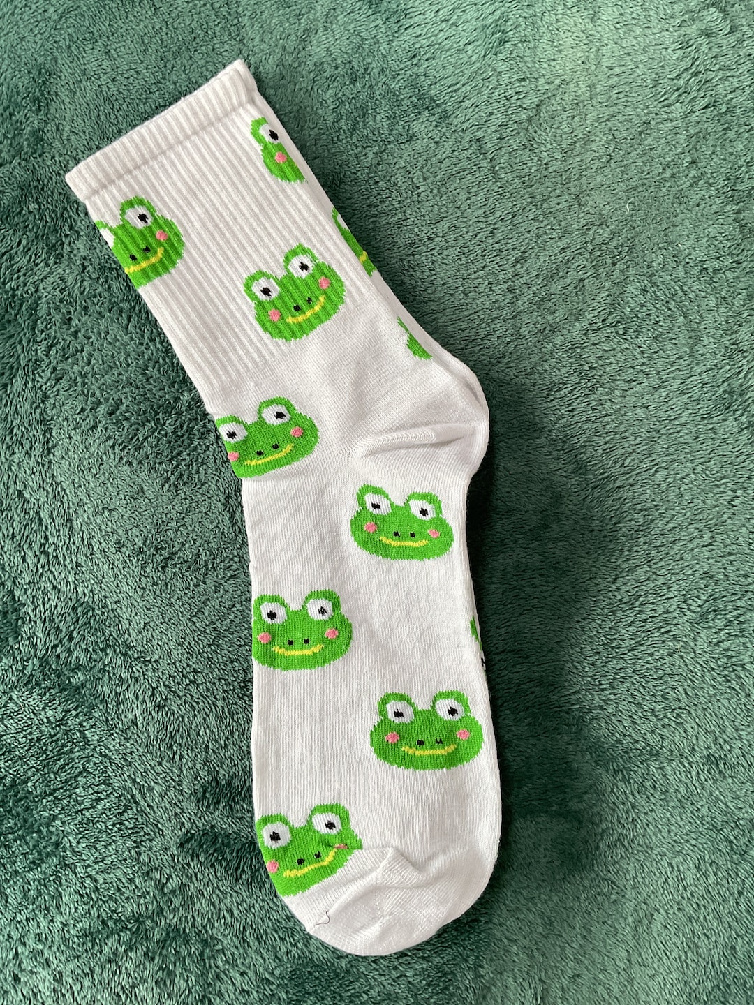 Frog Novelty Socks, Frog Accessories, White Socks, Frog Ladies Socks, Frogs, Green Frogs , Frog ...