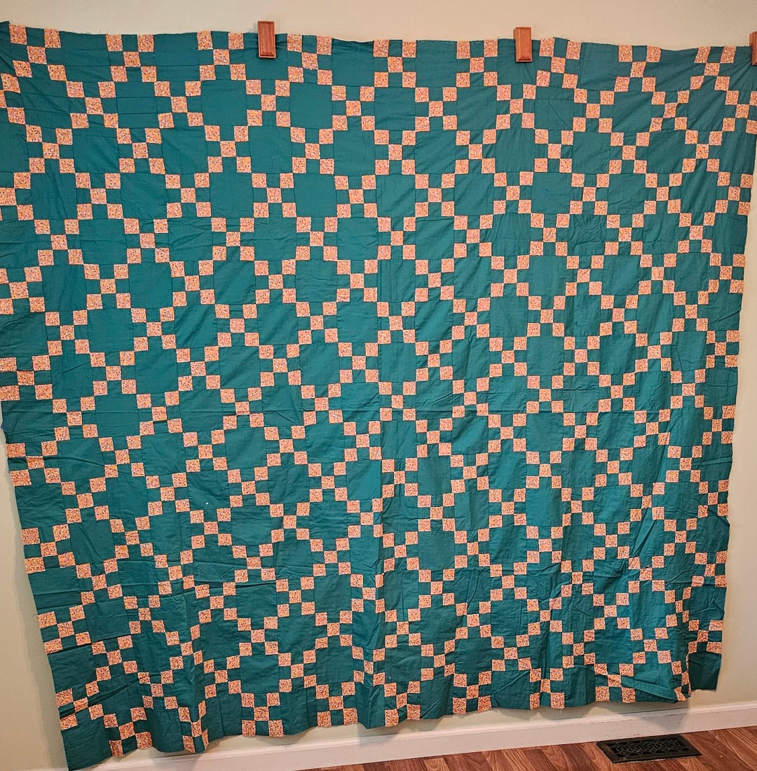 Not Antique, 1970s Quilt Top - Etsy