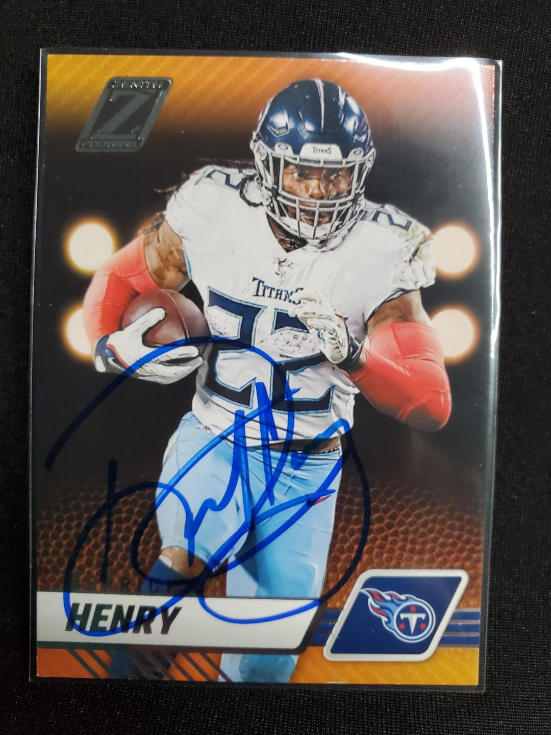 Derrick Henry Authentic Hand Signed 2022 Panini Zenith Card Autographed ...
