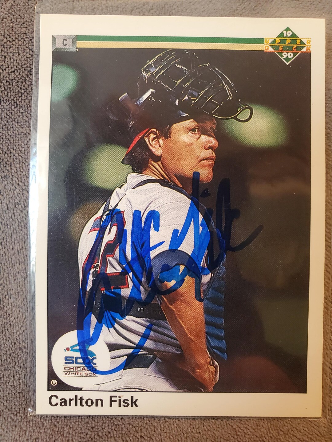 Carlton Fisk Signed 1990 Upper Deck Baseball Card HOF Autographed ...