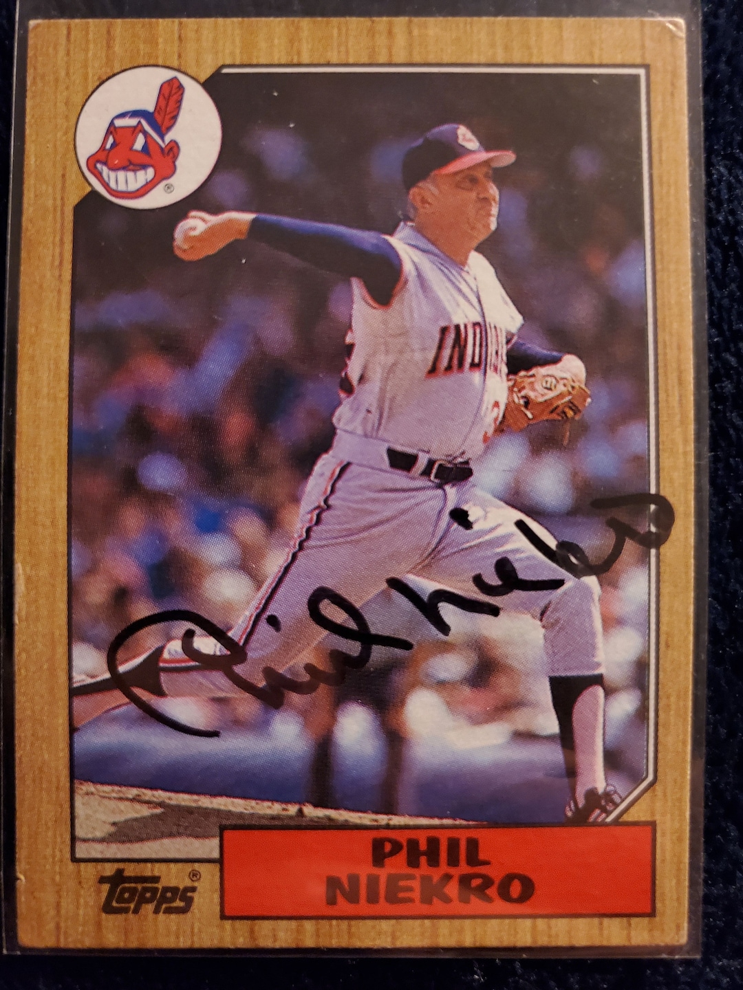 Phil Niekro Original Hand Signed 1987 Topps Card Cleveland Guardians ...