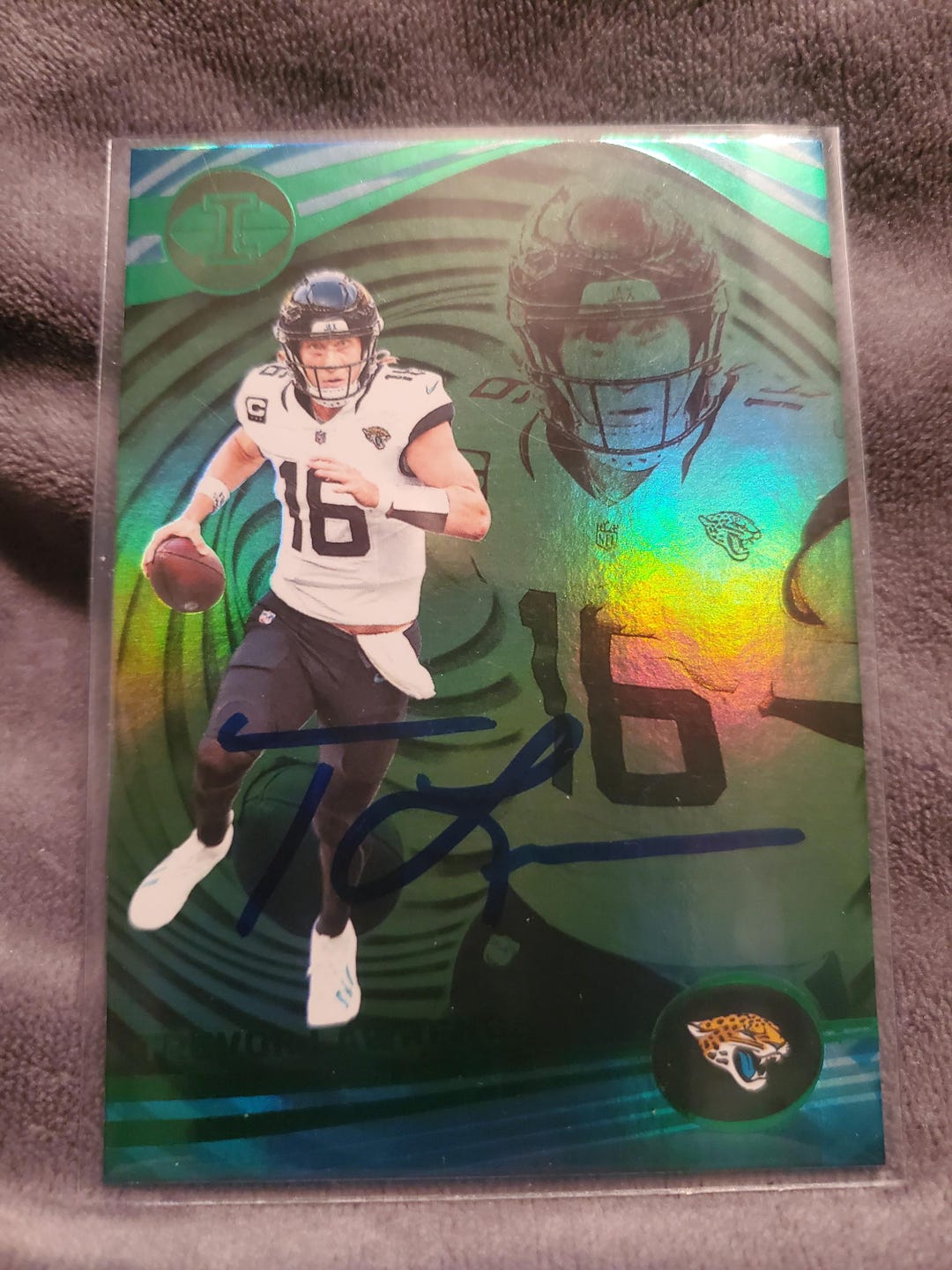 Trevor Lawrence Authentic Hand Signed Panini Illusions Green Card ...