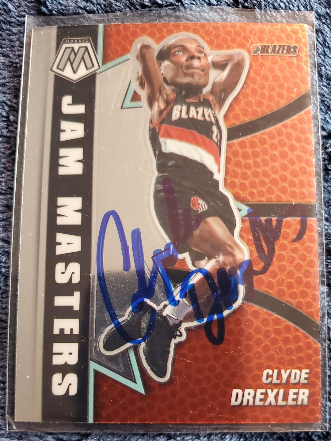 Clyde the Glide Drexler Authentic Hand Signed 2020 Mosaic Card ...