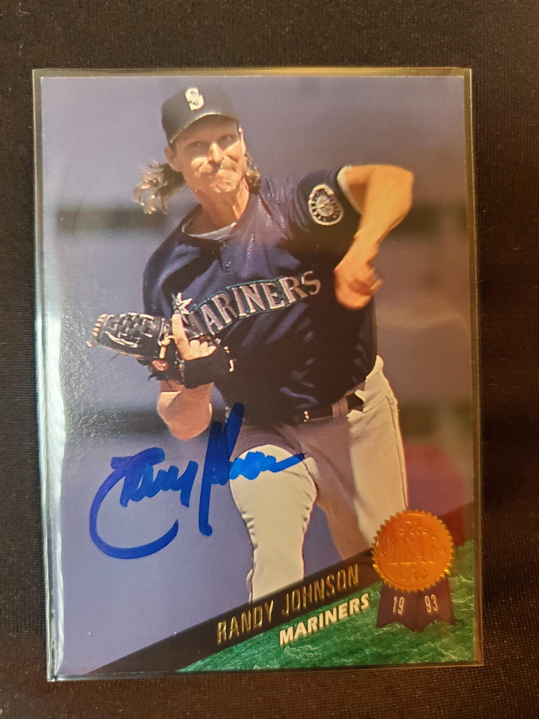 Randy Johnson Authentic Hand Signed 1993 Leaf Baseball Card HOF ...