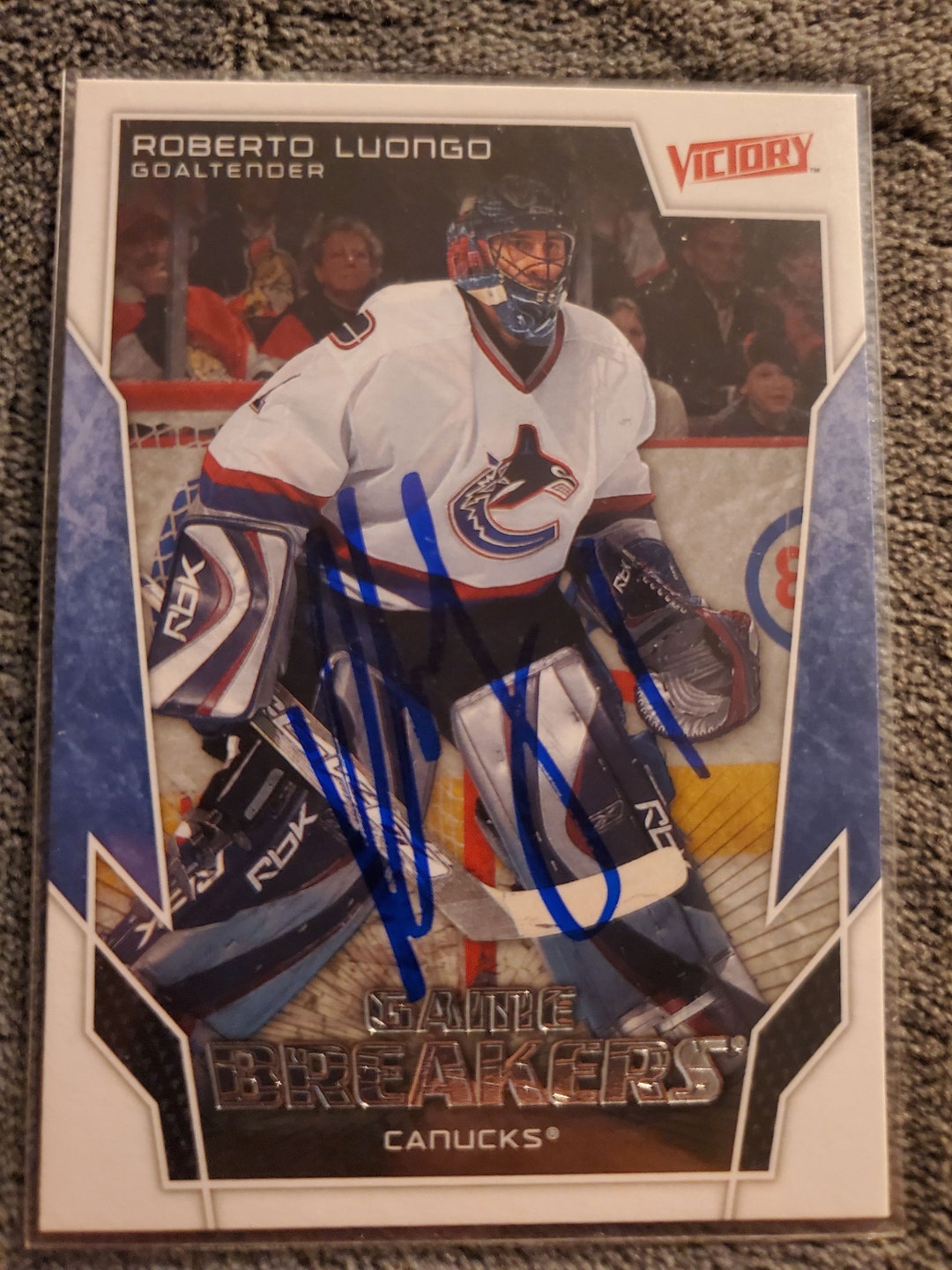 Roberto Luongo Authentic Hand Signed 2017 Upper Deck Game Breakers Card ...