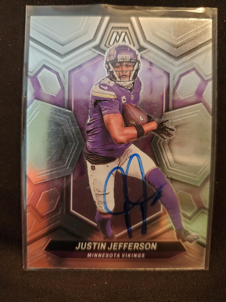 Justin Jefferson Authentic Hand Signed Panini Mosaic Football Card ...