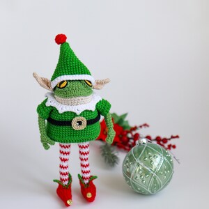 Crochet Santa and Elf Costumes for the Frog - Etsy