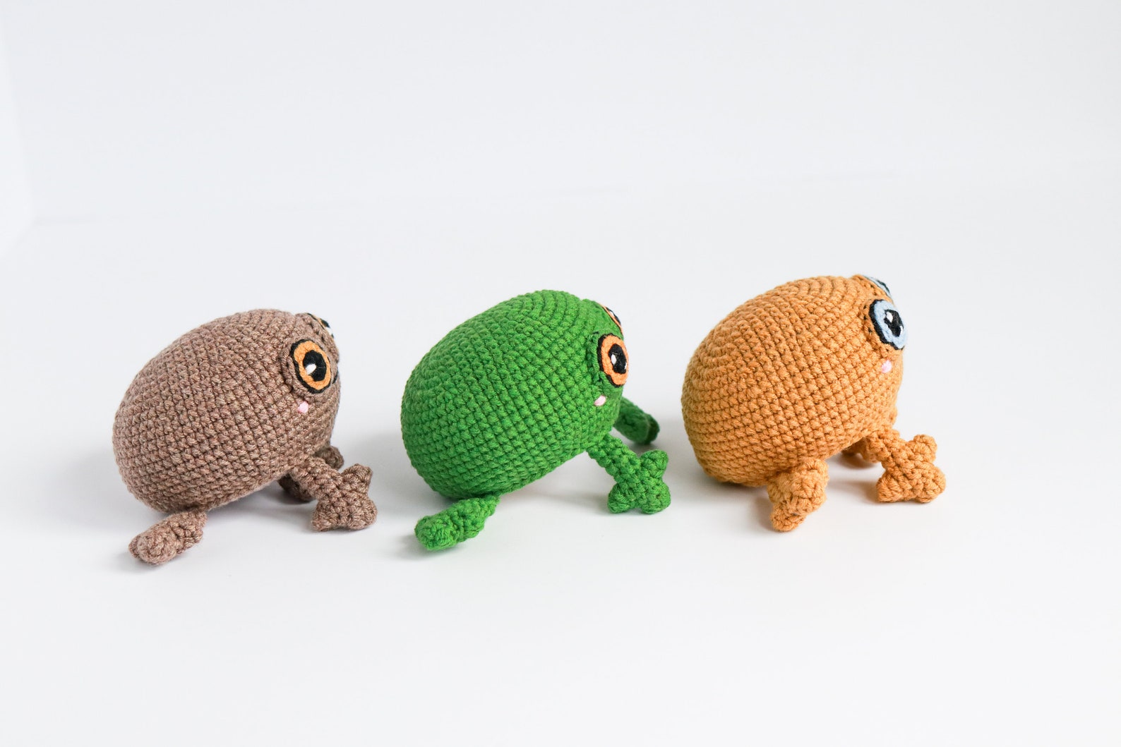 Toon Desert Rain Frog Crochet Pattern PDF – Cute Amigurumi Frog Plush ...