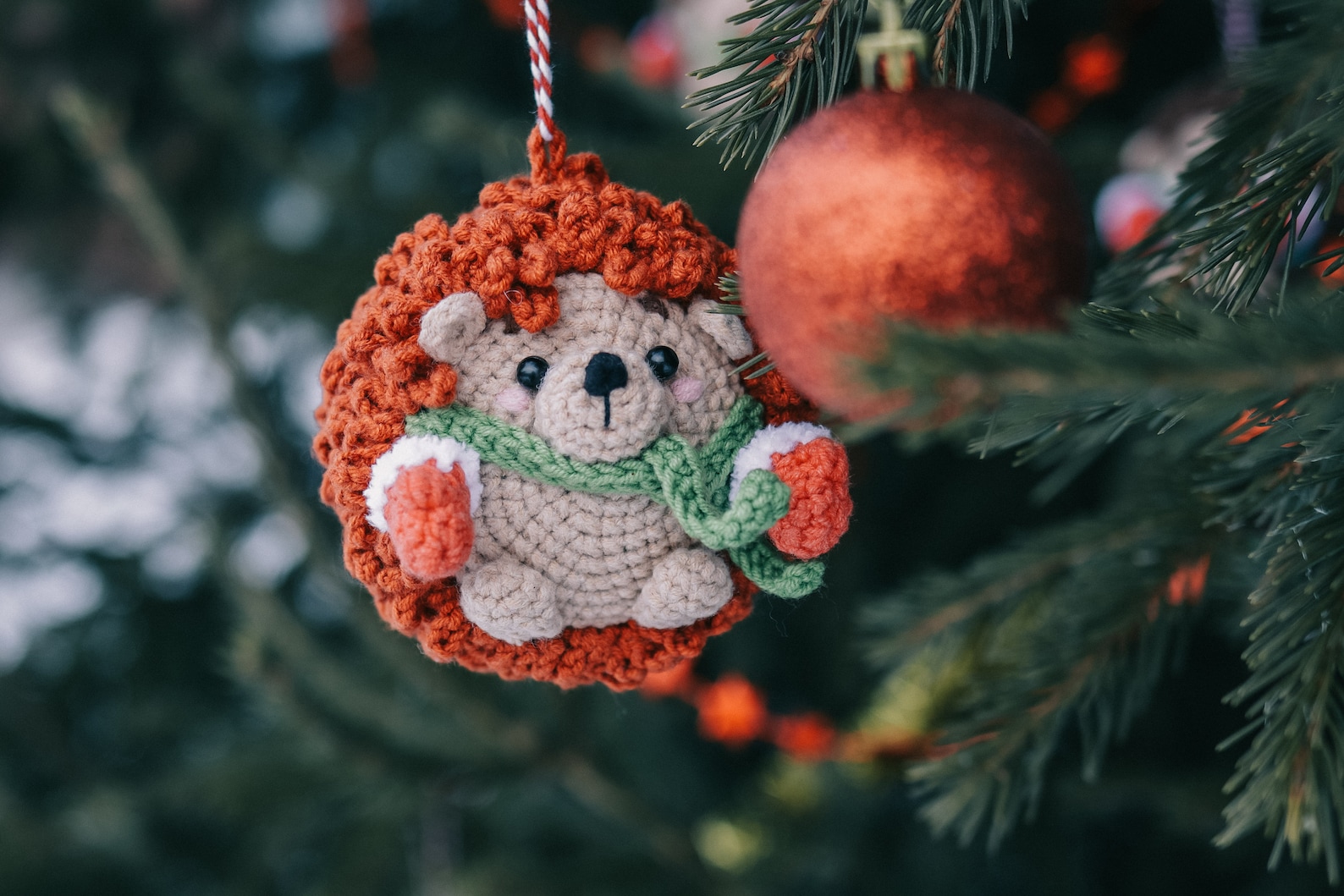 Crochet Hedgehog in Mittens Christmas Amigurumi Pattern - Etsy