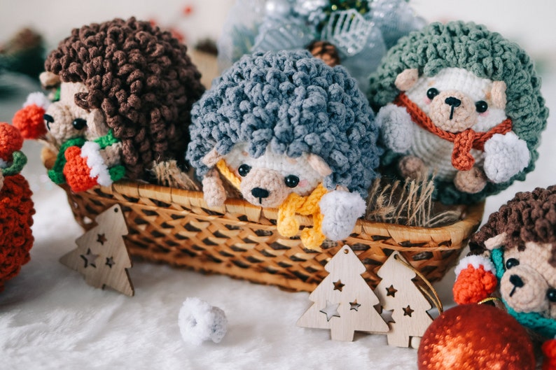 Crochet Hedgehog in Mittens Christmas Amigurumi Pattern - Etsy