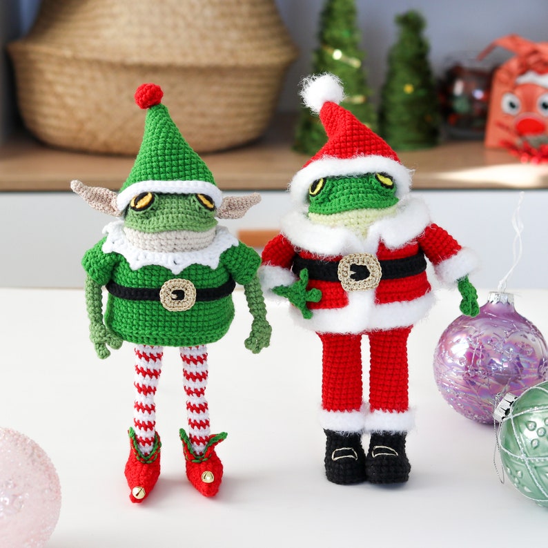 Crochet Santa and Elf Costumes for the Frog - Etsy