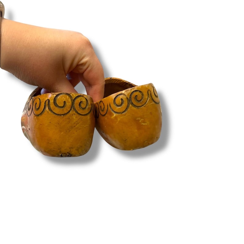 Vintage Hand Painted Wooden Clogs Dutch Folk Art Collectible Miniatures ...