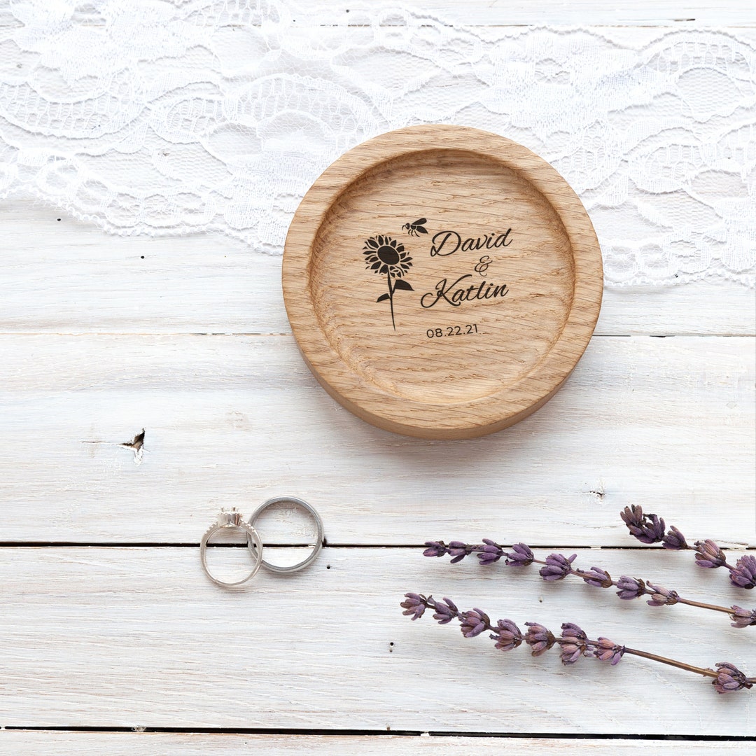 Round Wood Ring Tray for Wedding Ceremony, Wedding Wooden Ringkissen ...