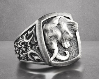African Signet Ring - Etsy