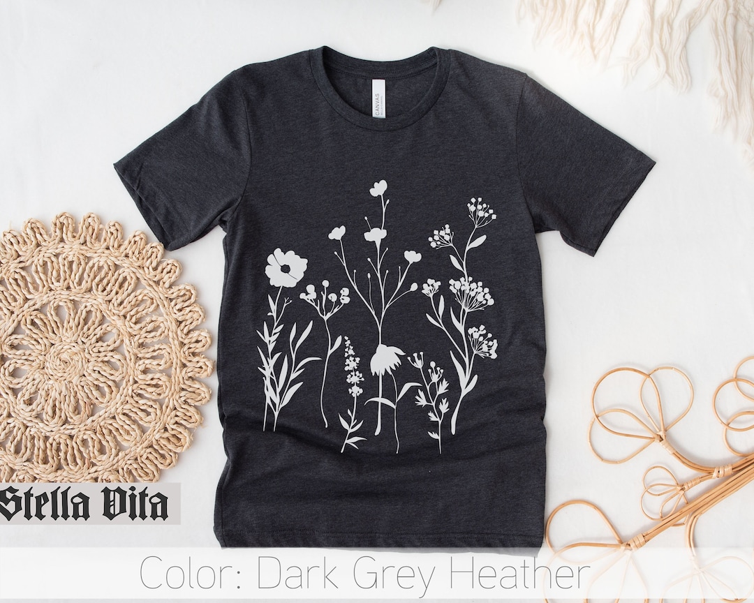 Minimalist Floral Shirt, Pressed Flower Shirt, White Wildflower Tshirt ...