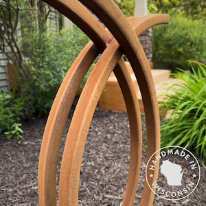 Modern Metal Garden Sculpture - Abstract Outdoor Yard Art - Rusted ...