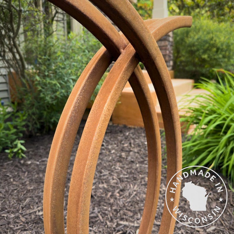 Rustic Metal Garden Sculpture - Curved Outdoor Yard Art - Handcrafted ...