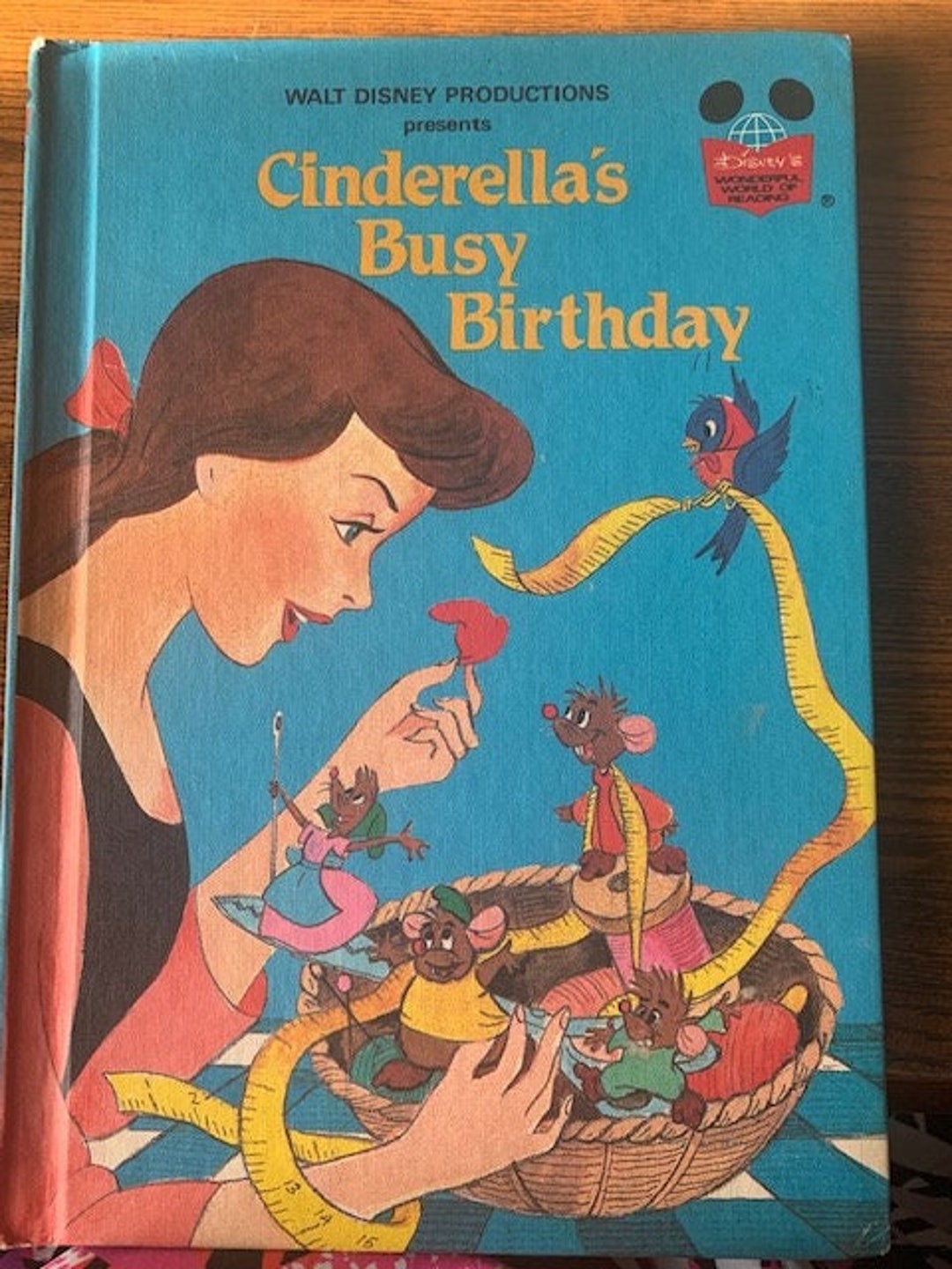 1985 Cinderella's Busy Birthday, Disney's Wonderful World of Reading ...
