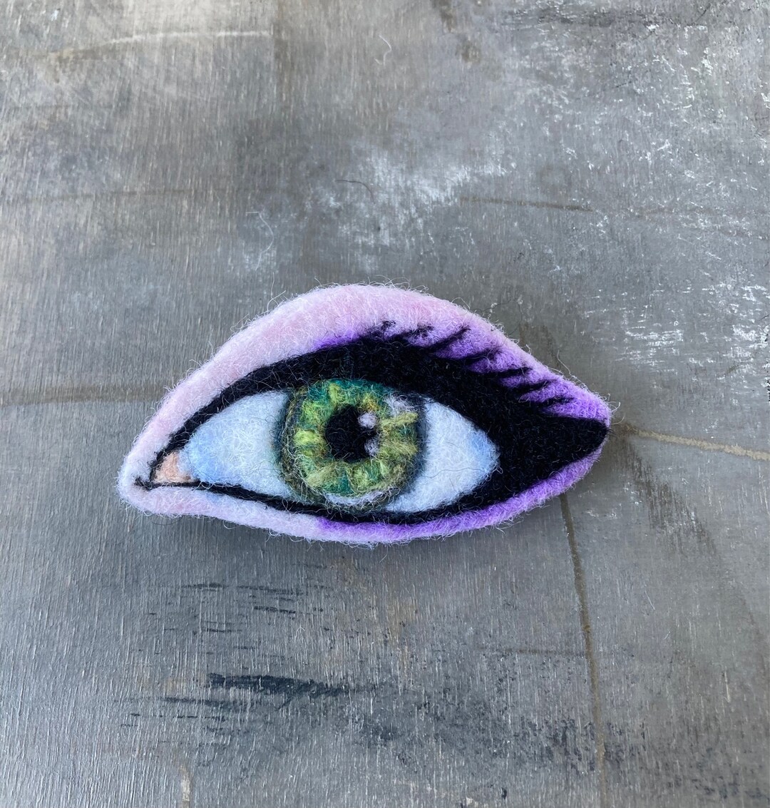 Needle Felted Green Eye Brooch for Women Handmade Realistic Wool Eye ...
