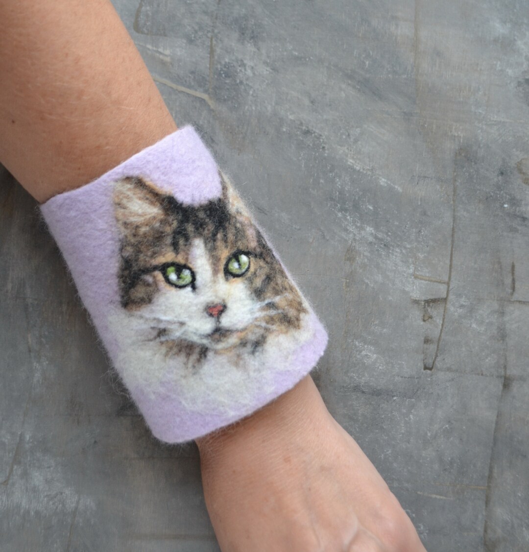 Custom Cat Portrait From Pet Photo Personalized Felted Wool Wrist Cuff ...