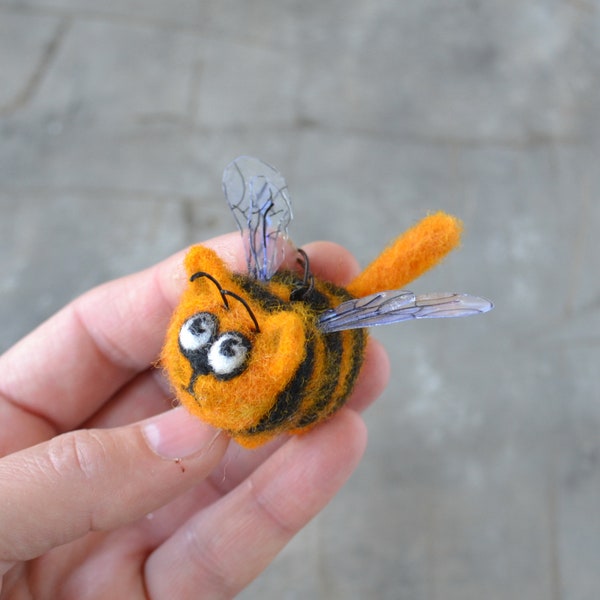 3d Bee Figurine - Etsy